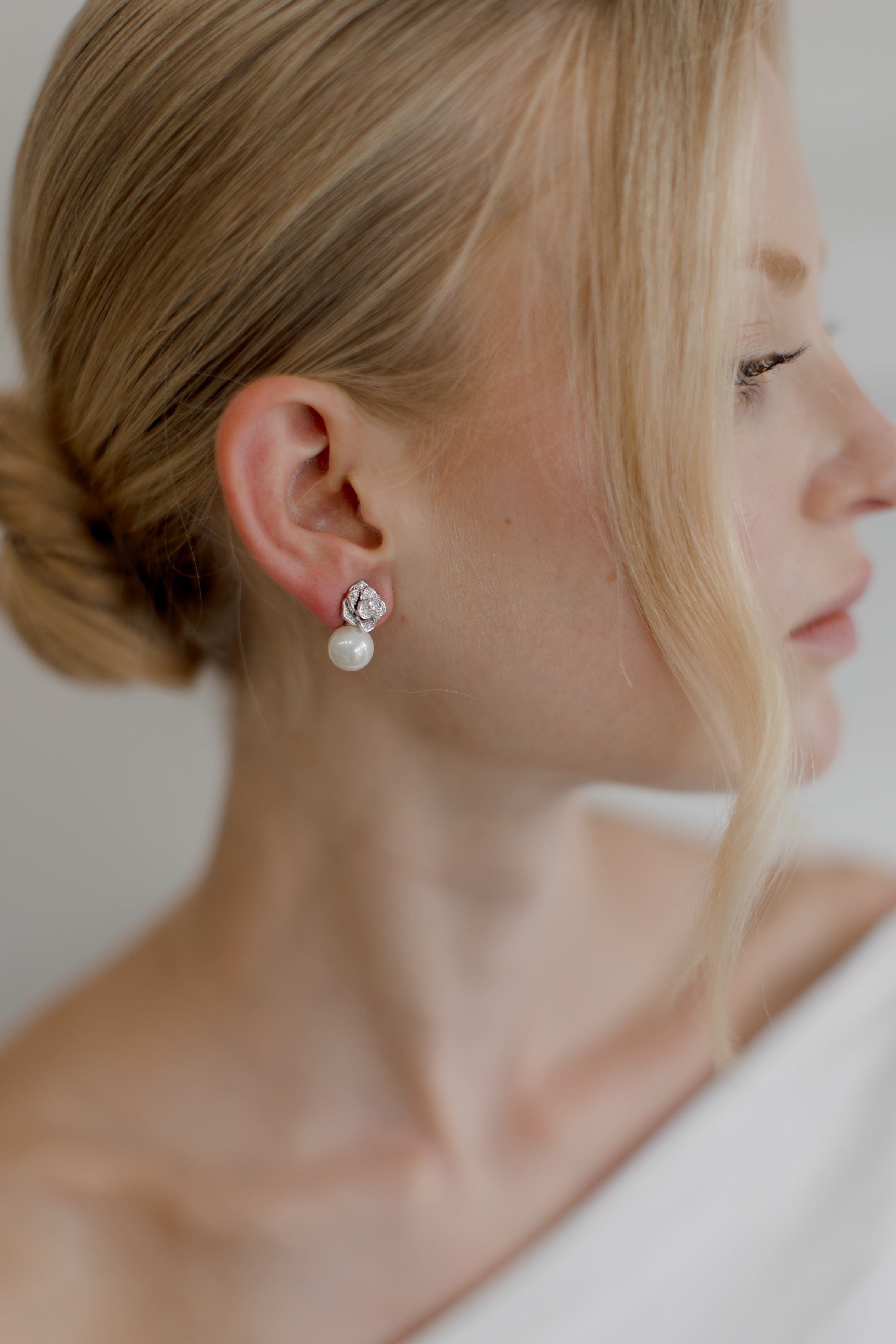 Pearl Bridal Earrings | Elegant Pearl Earrings for the Bride to Be ...