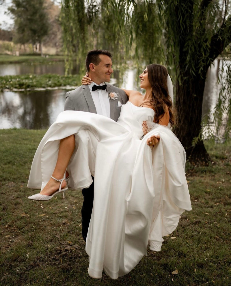 Harlo Australia - Ellie Pearl Kitten Heel - White | The White Collection